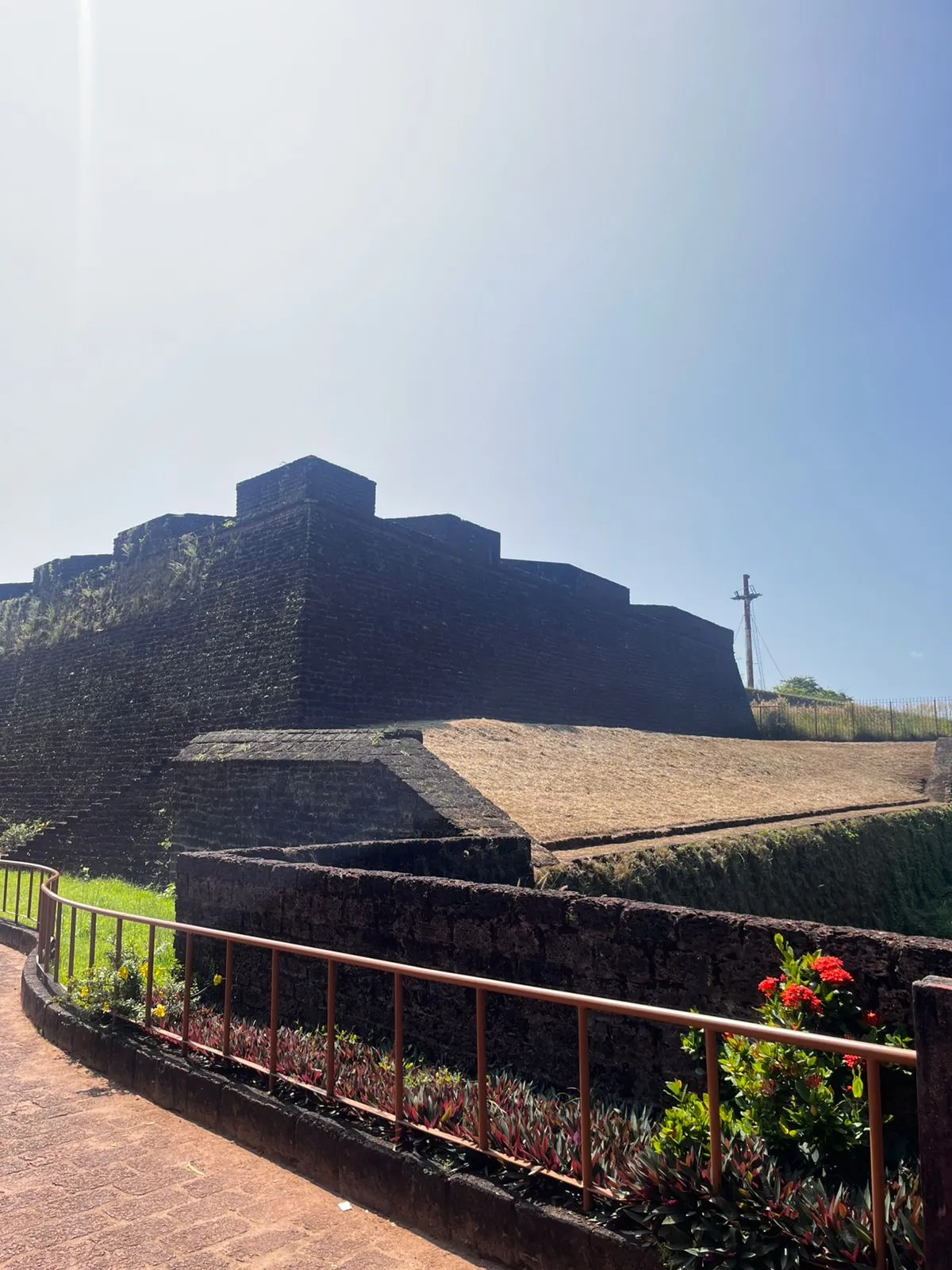 St. Angelo Fort Kannur – Heritage Sea Viewpoint